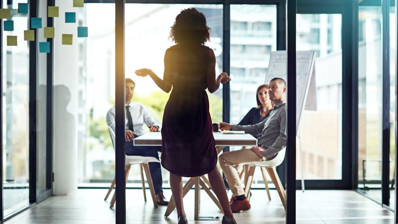Modern Rules for Using Humor as a Leadership Tool - Smart AF Magazine