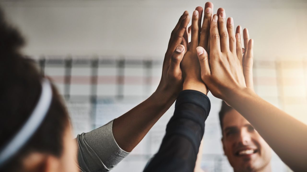 6 Ways to Stay Motivated and Positive - Smart AF Magazine